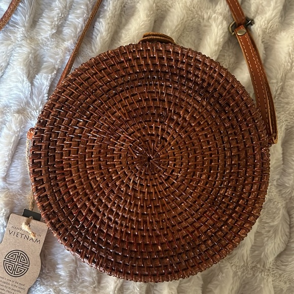 Hand Crafted | Bags | Round Wicker Purse Brown Leather Strap Tropical ...